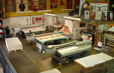 Wallace Print Group Invests In Third Digital Flatbed